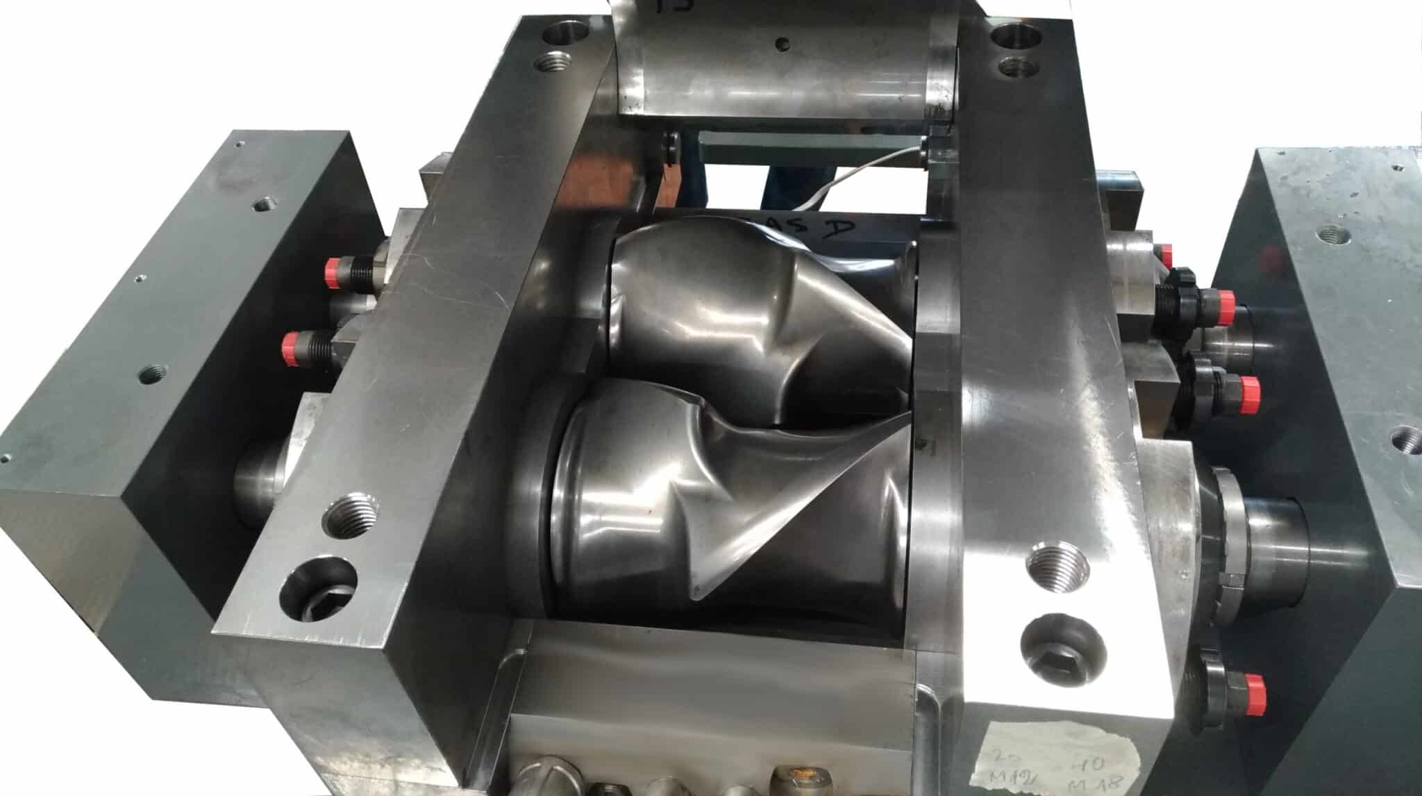 Internal mixer tangential rotors - Lescuyer et Villeneuve